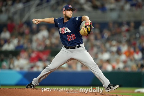 KBO → MLB → WBC 결승 선발 → WS 2차전 선발…KBO 역수출 신화에게 AZ 운명이 달렸다 : 네이트 스포츠