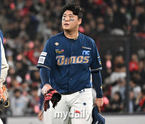 "리틀 페디? KBO 최고투수니까…" 공룡들 24세 라이징스타의 日공략 '만족이란 없다'[MD김포공항] : 네이트 스포츠