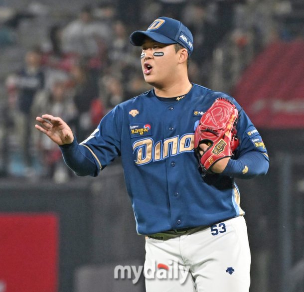 "내 마음 속 한 구석에" KBO 괴물에이스가 영원히 기억할 '페디 주니어'…ERA 1.10, 떠나도 떠난 게 아냐 : 네이트 스포츠