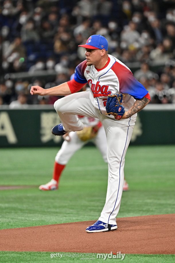 'WBC 이후 美 망명 먹튀' 160km 쿠바 특급, 마침내 ML 꿈 보인다→토론토 영입전 선두 : 네이트 스포츠
