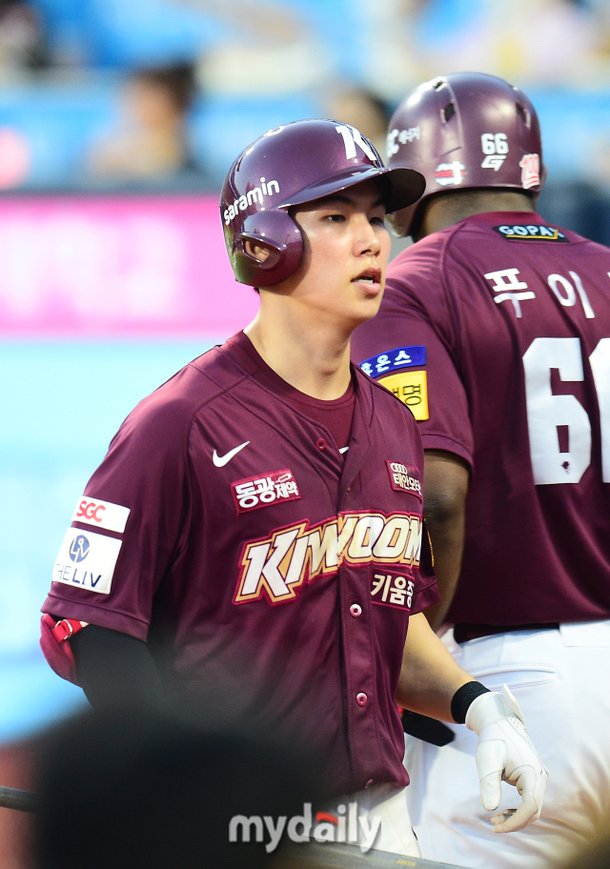 KBO 25세 최고 2루수가 야구혁명에 대처하는 자세…3년만에 40도루? ML 미리 경험 '절호의 기회' : 네이트 스포츠
