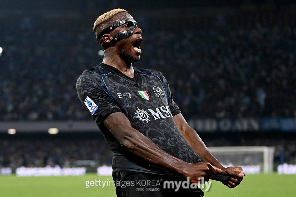 "홀란드는 단순하다, 첼시는 그런 단순한 FW가 필요하다"…첼시 간판 MF가 영입 촉구한 FW, EPL 역대 최고 이적료 2374억↑ 누구? : 네이트 스포츠