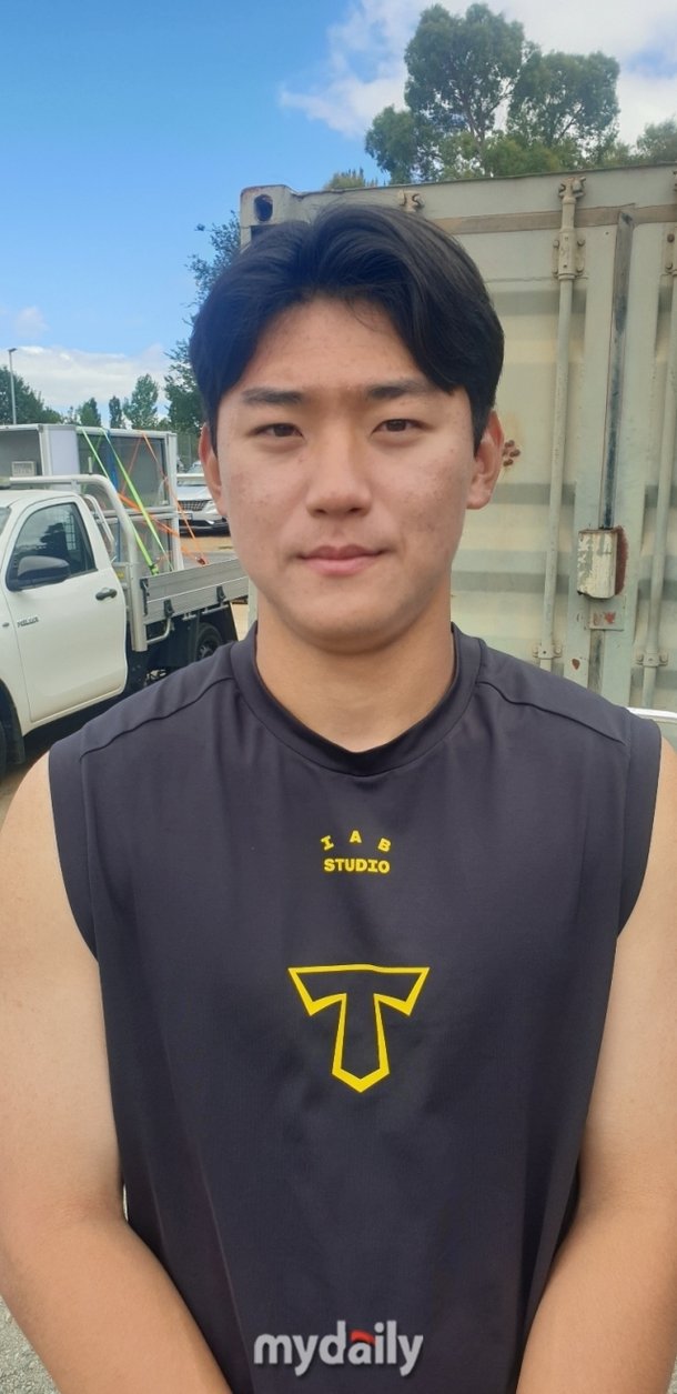 "파울은 칠 수 있어" KIA 김도영, 마음은 오타니 160km 강속구 통타…간절한 '3월의 쇼케이스'[MD캔버라] : 네이트 스포츠