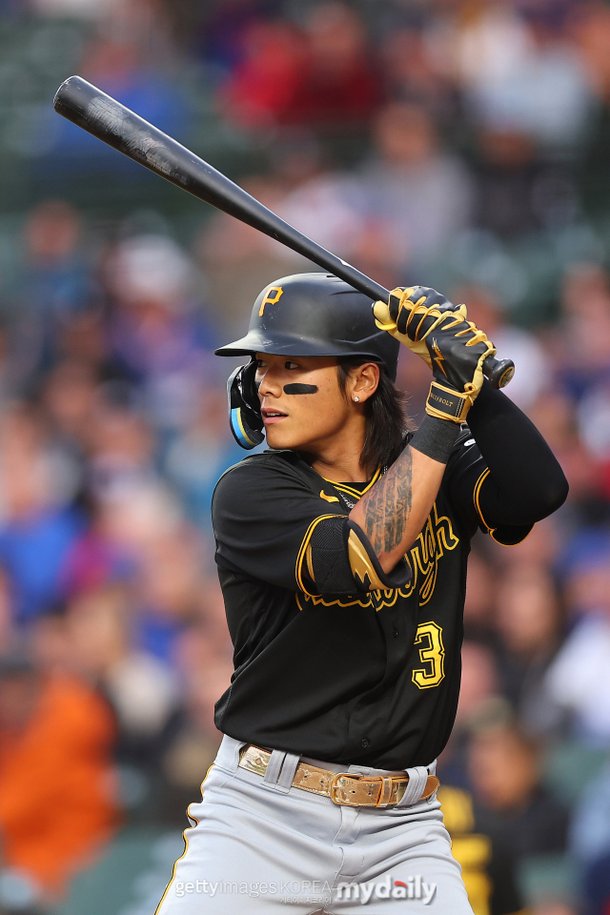 '안타→결승득점→안타' 배지환, 첫 멀티히트 폭발…'KKKKKKKKK+161.7km' 특급유망주 스킨스 ML 2승째 수확 : 네이트 스포츠
