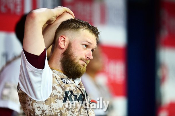 "요키시, 우리랑 할 때 안 나오겠지?" 홍원기 감독 유쾌한 경계…KBO 56승 좌완, 아는 맛이 무섭다[MD고척] : 네이트 스포츠