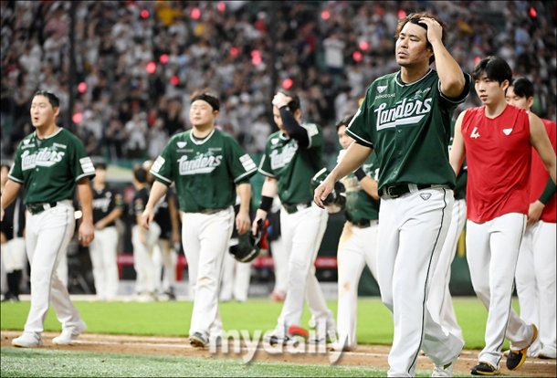 [MD포토] SSG 랜더스, 'kt에 이틀 연속 패배' : 네이트 스포츠