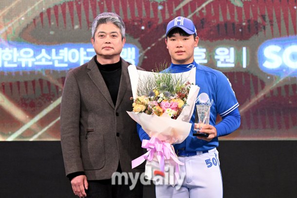 [MD포토] 이준모 '청룡(U-16) MVP' : 네이트 스포츠