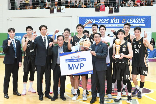 상무, 24-25시즌 D리그 결승전서 KT 꺾고 우승…양홍석 결승전 트리플더블+MVP 등극 : 네이트 스포츠