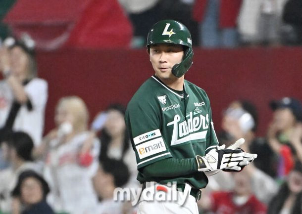 "절박하다" SSG 이 선수는 어떻게 감독 마음잡았나…타율 .151→.341 반등, 이런 백업 없다 "하고 싶은 거 하자" : 네이트 스포츠