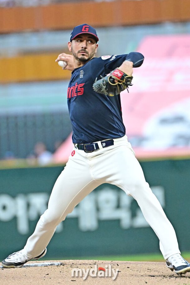 [MD포토] 벨라스케즈 '반드시 SSG 잡는다' : 네이트 스포츠