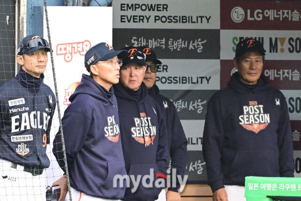 김경문 잠실 KS 흑역사가 또…패패패패패패패패패패패, 20년간 안 깨지는 지독한 징크스, 류현진만 믿는다[MD잠실 KS1] : 네이트 스포츠