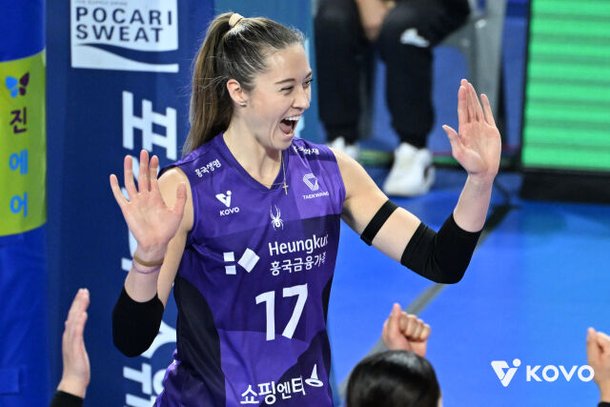 'IBK 봤지?' 韓 데뷔 후 최다 득점 폭발, 레베카 함박웃음 "오늘 승리 더 달콤하네요" [MD화성] : 네이트 스포츠