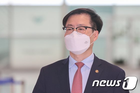 한미 FTA 10주년, 美 워싱턴 향하는 여한구 본부장 : 네이트 뉴스