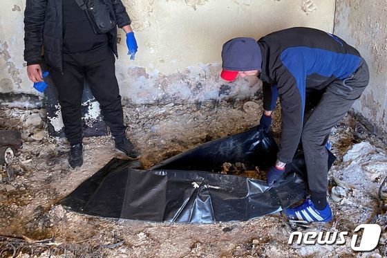 러 포격에 숨진 우크라의 96세 홀로코스트 생존자 : 네이트 뉴스
