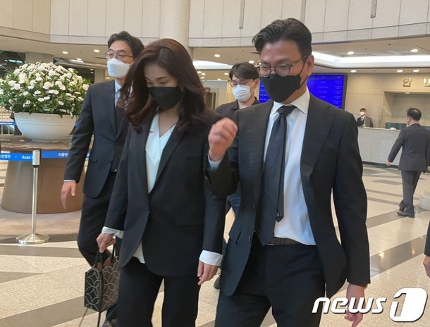 이서현 삼성복지재단 이사장 남편과 故구자학 회장 빈소 찾아 네이트 뉴스