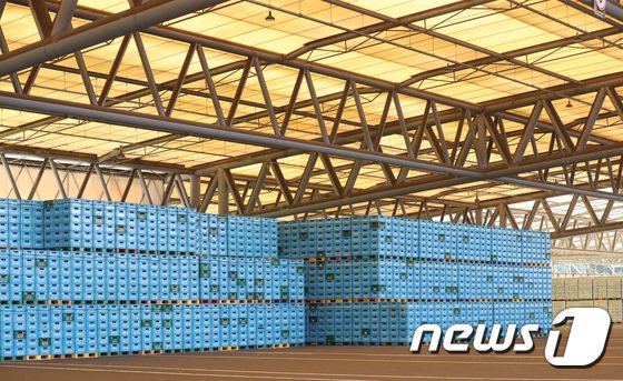 한산한 모습의 하이트진로 이천공장 출하장 : 네이트 뉴스