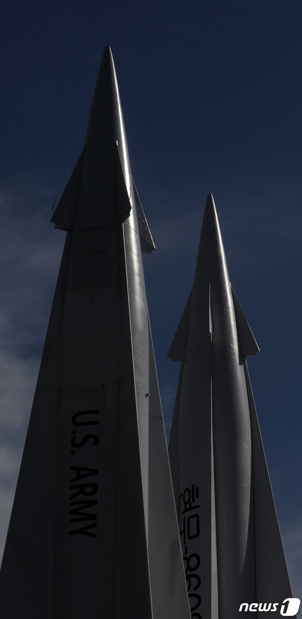 다시 도발하는 북한, SRBM 1발 발사 : 네이트 뉴스