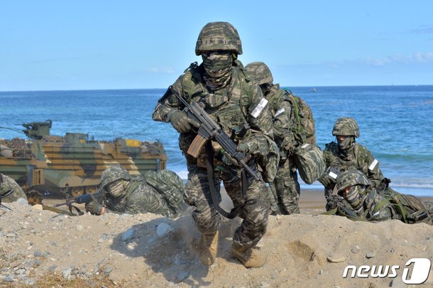 대한민국 해병대 돌격 앞으로 : 네이트 뉴스