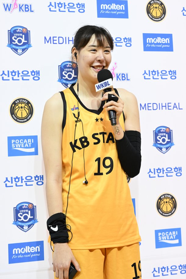 '11연승' 우리은행 vs 박지수 돌아온 KB, 22일 빅뱅 : 네이트 스포츠