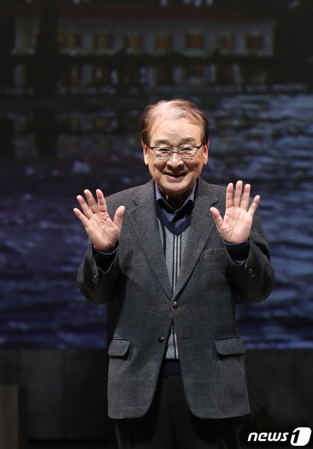 이순재 "40년간 대상 한번 못탔지만 '풍운'과 '사랑이 뭐길래'가 기억에" : 네이트 뉴스