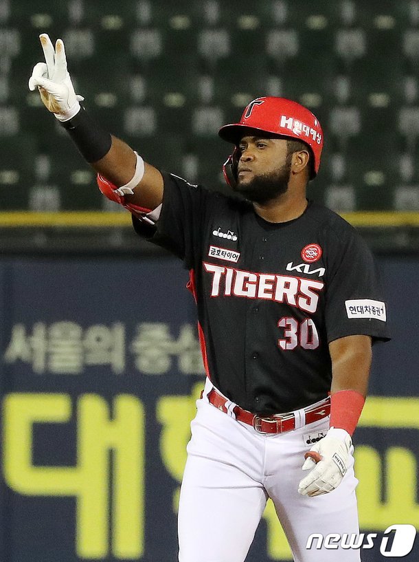 KIA, SSG 꺾고 7연승…'노시환 30호포' 한화, LG 잡고 8연패 탈출(종합) : 네이트 스포츠