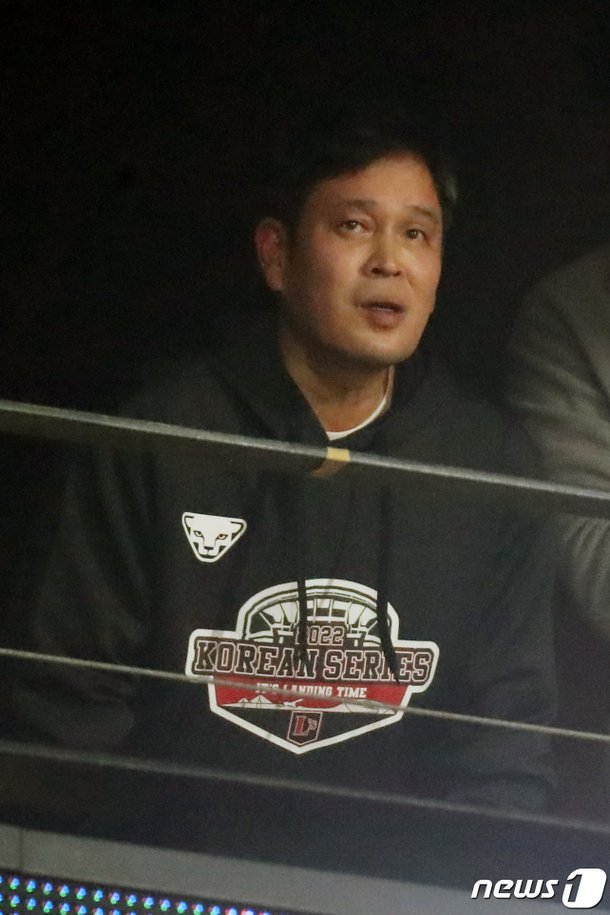 정용진 SSG 구단주, KBO 찾아가 판정 항의…"더 이상 이런 일 없어야" : 네이트 스포츠