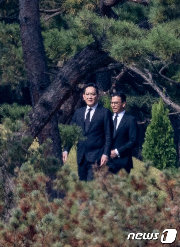 이재용 고 이건희 삼성 선대회장 3주기 추도식 참석 네이트 뉴스