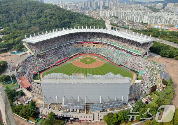 KBO 리그 '1000만 시대 개막' : 네이트 스포츠
