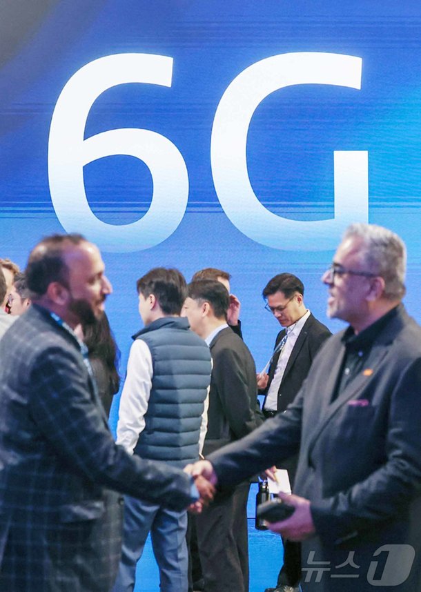 [MWC25] '성큼 다가온 6G 시대' : 네이트 뉴스