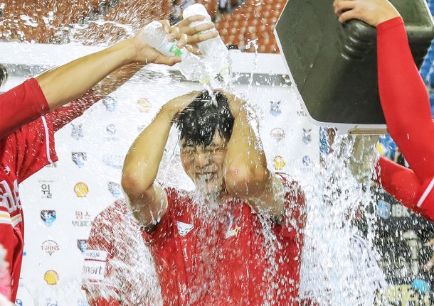 SSG 김광현 '개인 통산 2000 K 달성' : 네이트 스포츠