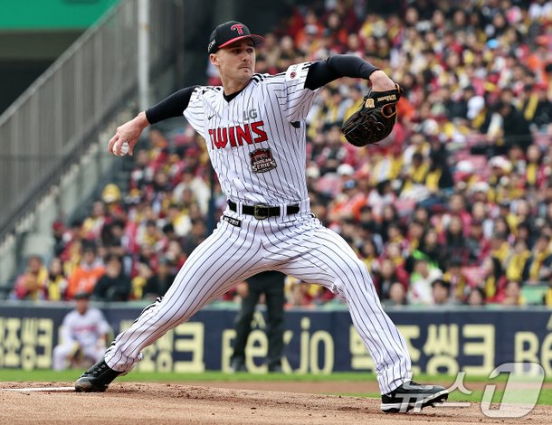 데일리 MVP LG 톨허스트, "커리어 가장 중요한 경기서 승리" (종합)[KS1] : 네이트 스포츠