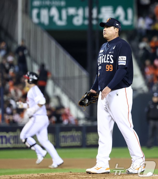 화끈한 LG, 류현진의 한화 13-5 완파…2연승 신바람 [KS2] : 네이트 뉴스