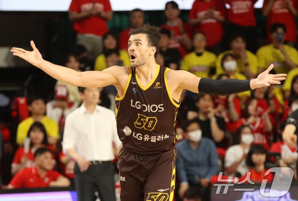 'KBL 챔피언' 창원 LG, EASL 첫 경기서 대만 타이베이에 패배 : 네이트 스포츠