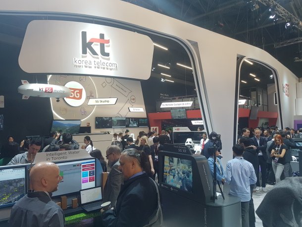 [MWC영상] 불붙은 5G 경쟁…KT·SKT "우리가 최고" : 네이트 뉴스