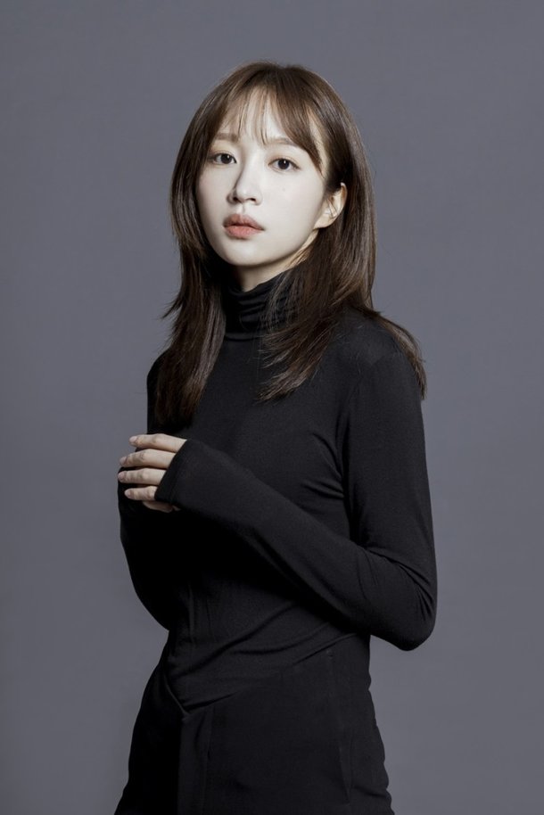 가수 겸 배우 하니 10년 연상 정신과 전문의 양재웅과 열애 네이트 연예