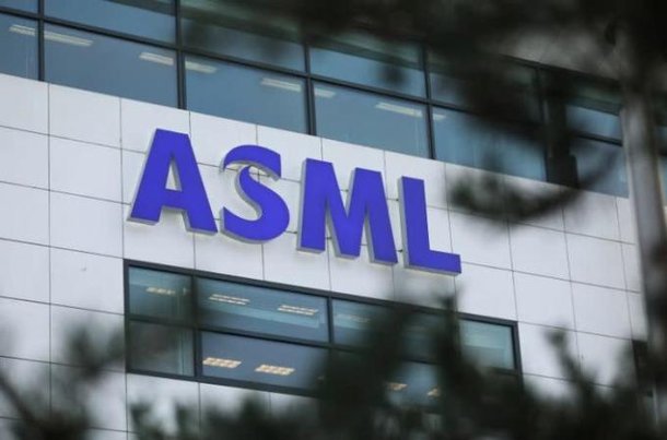 ASML, 3분기 실적 '기대 이상'…"중국 수출 제한 여파도 제한적" : 네이트 뉴스