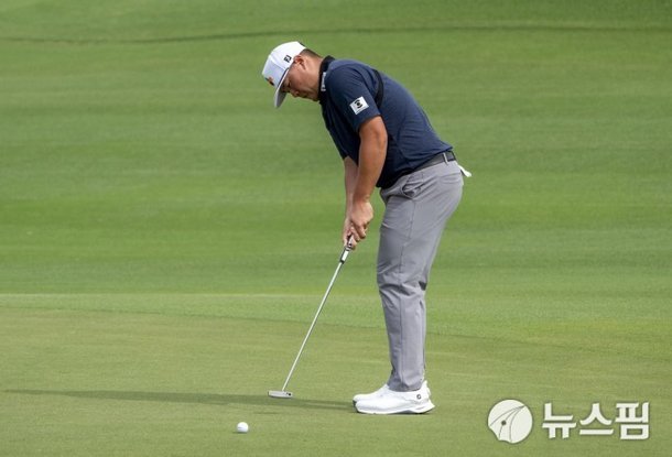 [PGA] 임성재 11언더파 맹타…센트리 3R 단독 4위 도약 : 네이트 스포츠