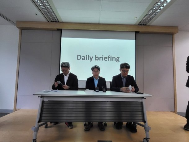 [종합] SKT "'유심 교체·보호서비스 가입' 못한 출국자 피해 100% 책임진다" : 네이트 뉴스