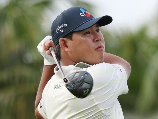 [PGA] 김시우, PO 첫 날 6위로 상큼한 출발…임성재는 공동 48위 : 네이트 스포츠