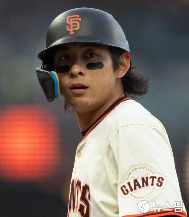 [MLB] 이정후, 2G 연속 안타…SF, 2연승으로 가을야구 희망 살려 : 네이트 스포츠