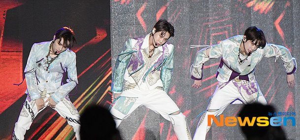 NCT U 샤오쥔-도영-재현, 압도하는 분위기 [포토엔HD] : 네이트 연예