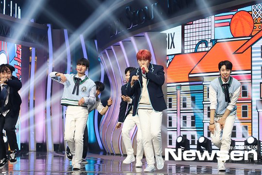 AB6IX, 서울드라마어워즈 시상식 축하무대 화려하게~[포토엔HD] : 네이트 연예