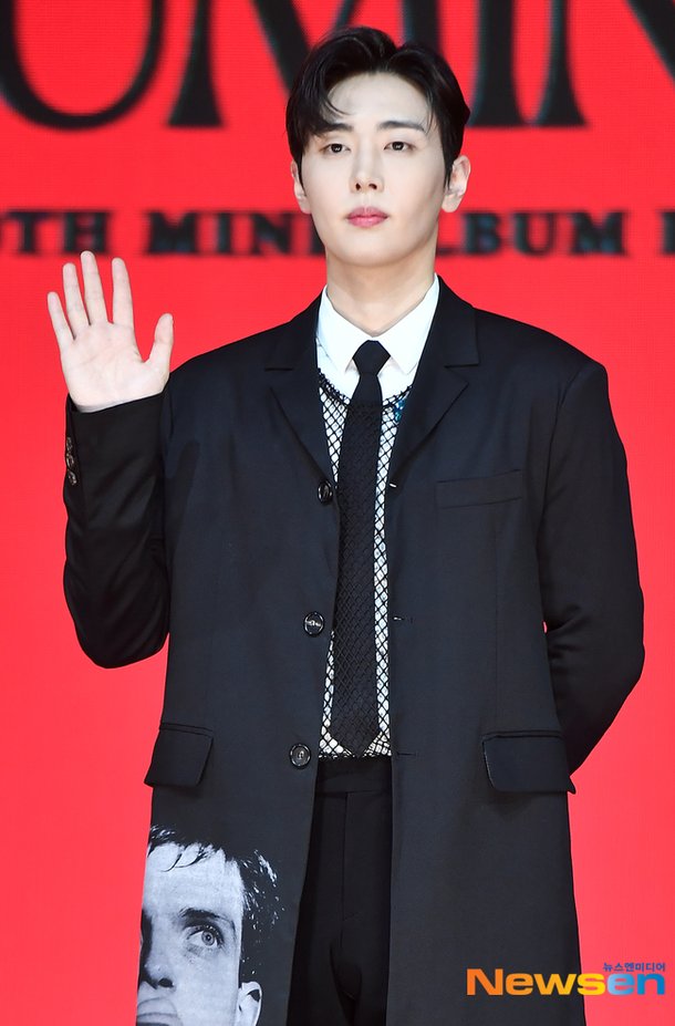 SF9 재윤, 코트 휘날리며[포토엔HD] : 네이트 연예