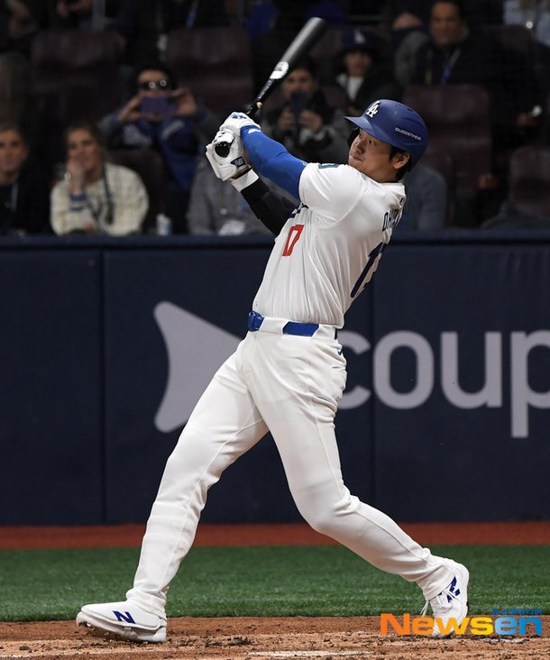 오타니 쇼헤이, 역시 그림 같은 타격~[포토엔HD] : 네이트 스포츠