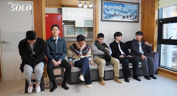 '나는 SOLO' 21기, 로맨스 왕 등장? 3MC "됐어! 넘어 왔어!" : 네이트 연예