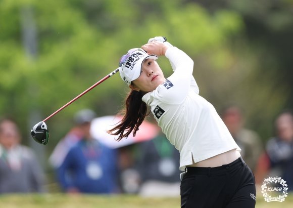 김민선 66번째 출전만에 KLPGA 투어 첫 우승 감격 : 네이트 뉴스