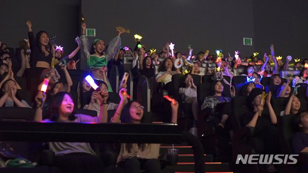 영화 '알라딘' 4DX 관객만 100만명↑···사상 최초 : 네이트 연예