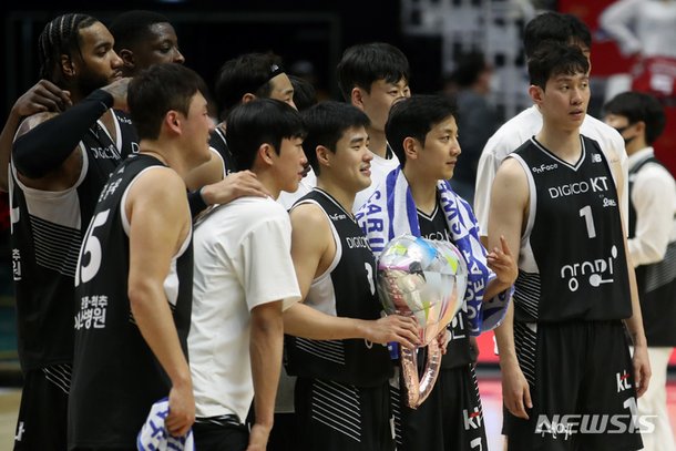 kt, KGC 꺾고 4강PO 1차전 승리 : 네이트 스포츠