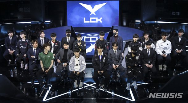 "디플러스 기아·T1, 강력한 우승 후보"…2023 LCK 스프링 12일 개막 : 네이트 뉴스