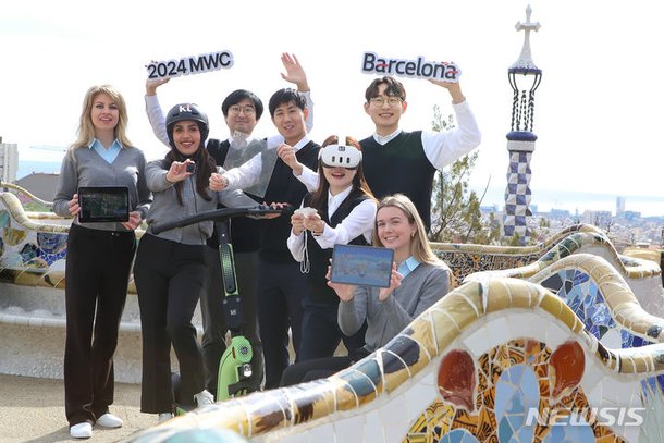 [MWC 24] "하늘 나는 택시 상용 앞당긴다"…KT, UAM 안전성 기술 소개 : 네이트 뉴스